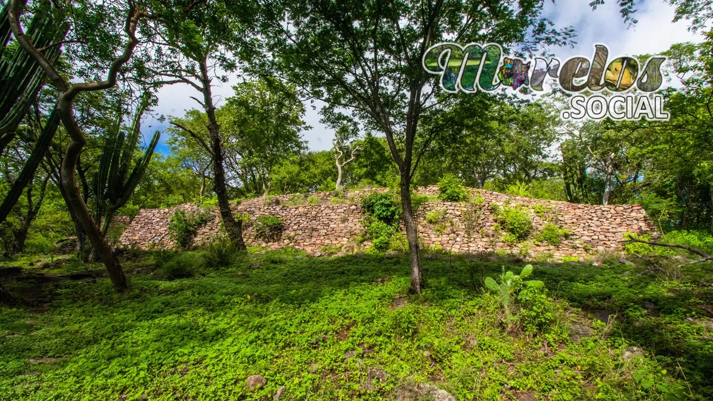 Vestigios de culturas antiguas entre los cerros de Chimalacatlan en ...